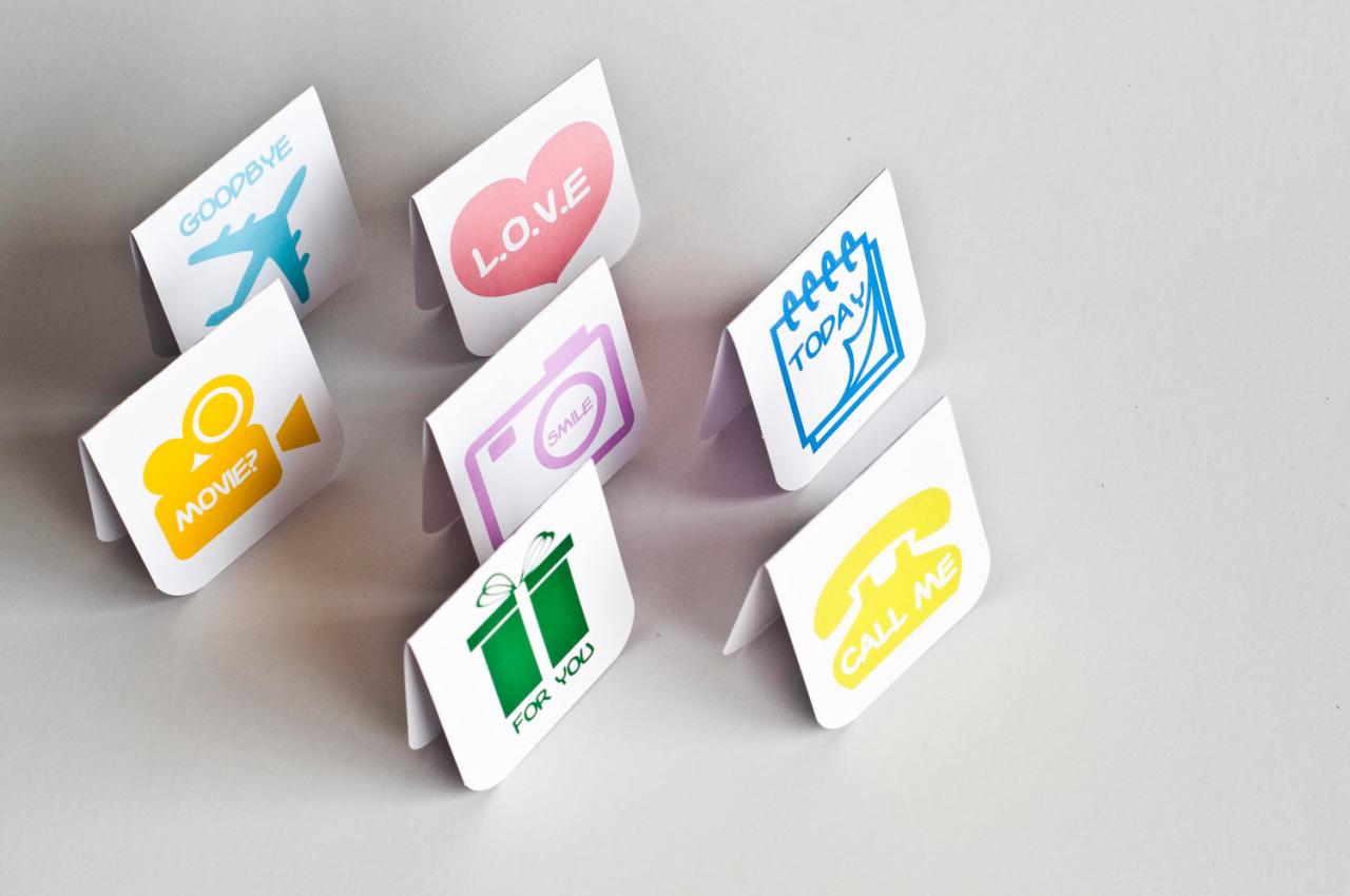 7pcs Of Blank Mini Cards (icon Themed) on Luulla